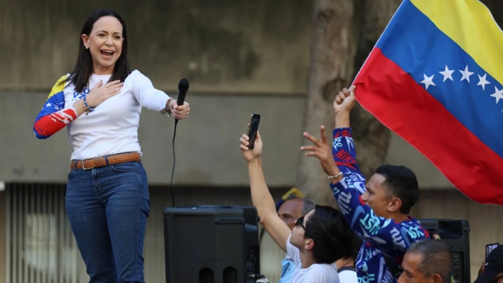 María Corina Machado exige qu'Edmundo González assume la présidence du ...